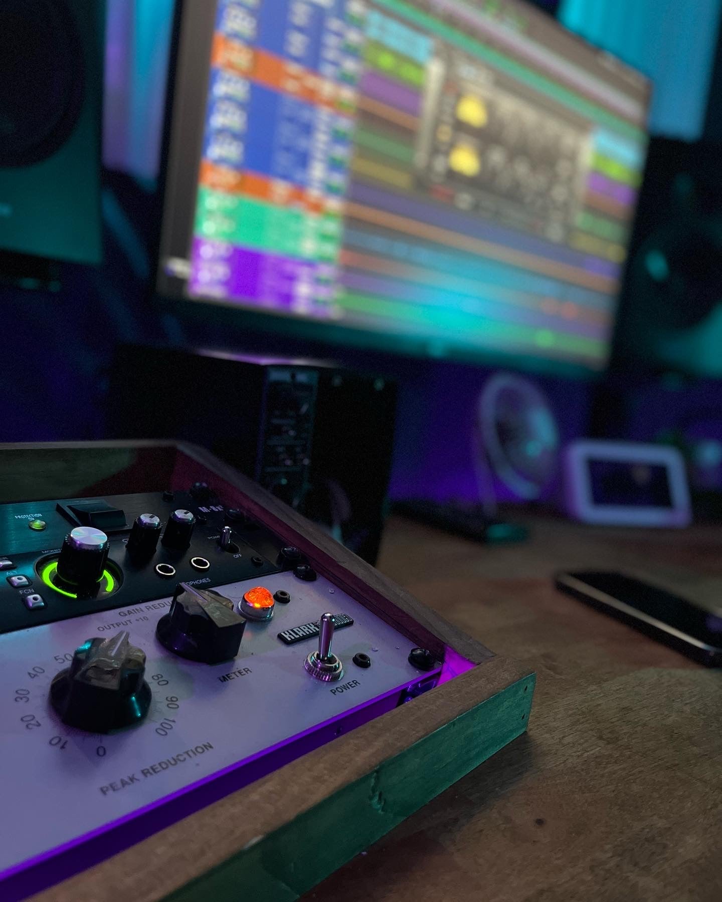 The Best Plugins for Trap Vocals [2024] – VVS Sound